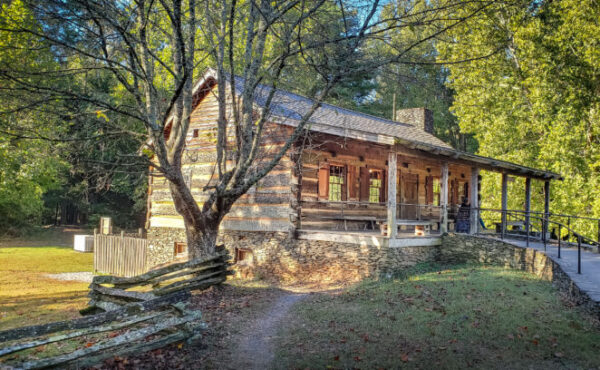Cades Cove Visitor Center - Visit Cades Cove